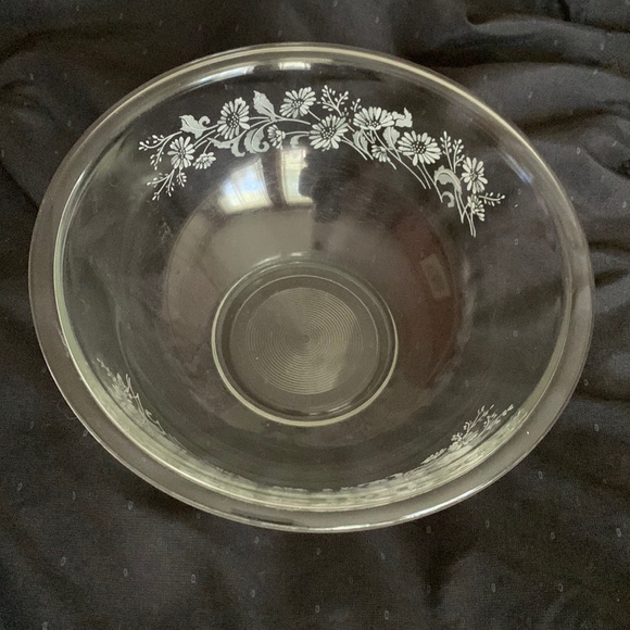 pyrex by Corning | Kitchen | Vintage Pyrex Mixing Bowl Colonial Mist ...